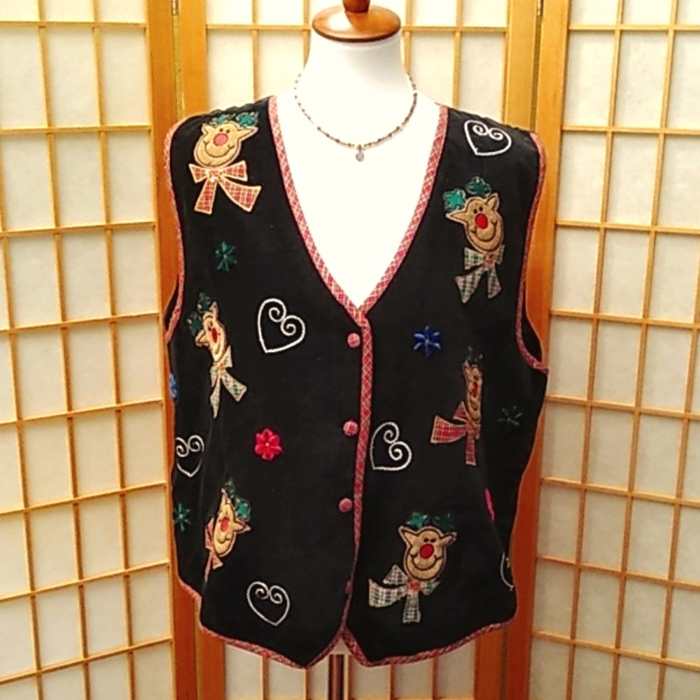 Christmas Vest With Raised Applique - Gem